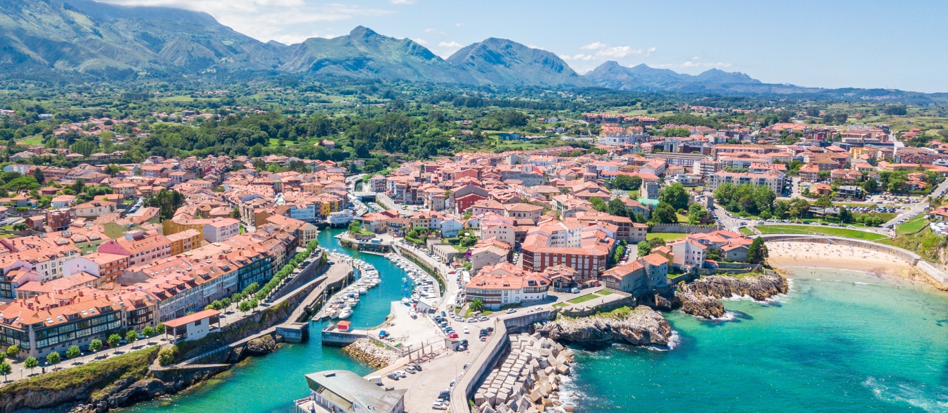 Hiking routes in Llanes: the best with map 2026